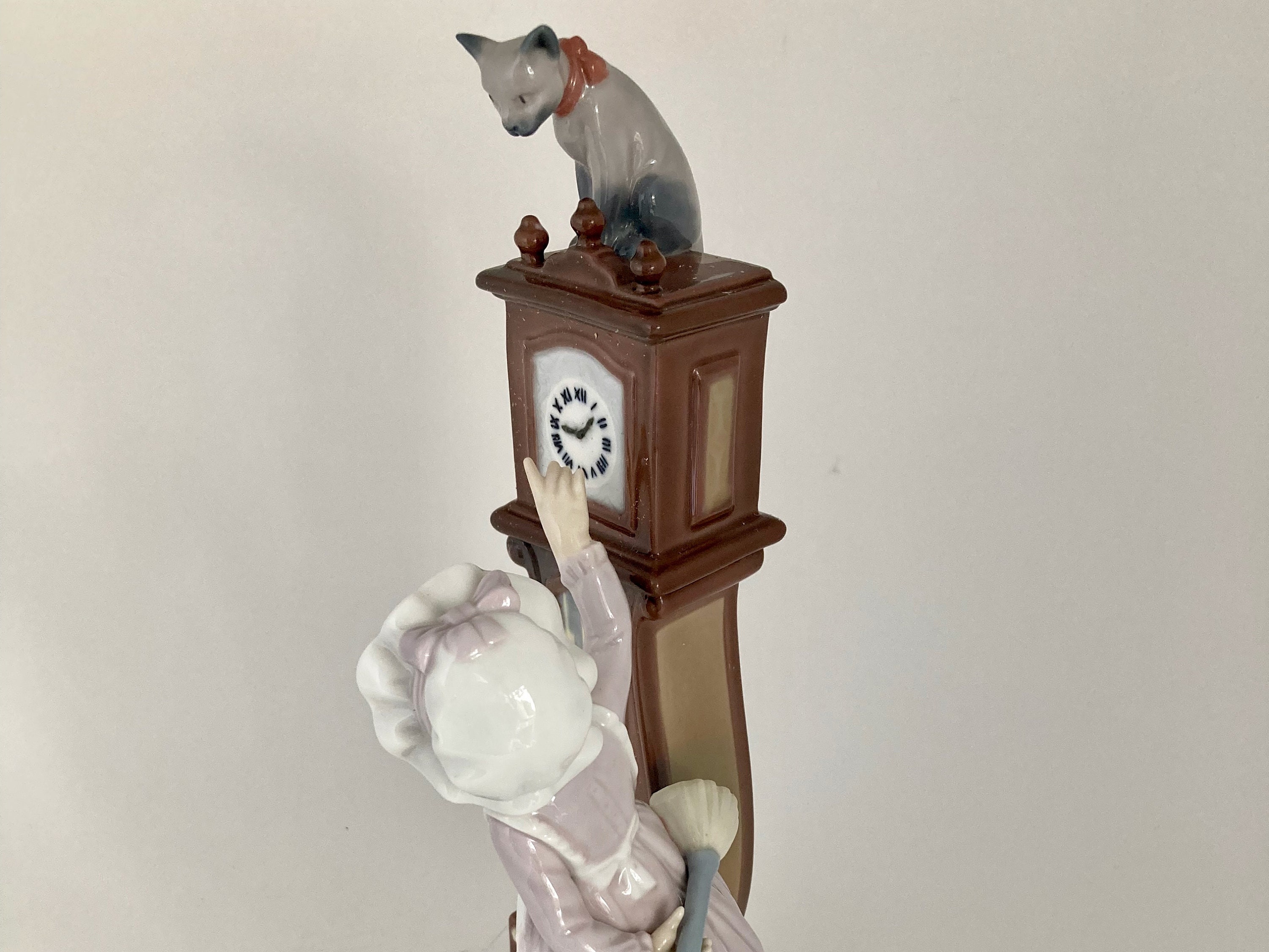 Lladro Porcelain Girl Grandfather Clock 5347 Cat on Clock - Etsy