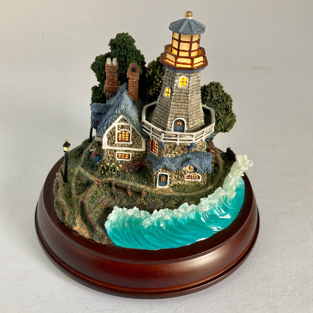 Thomas Kinkade Lighthouse Sculpture AO 455 Spirit of Sea Desk Ornament ...