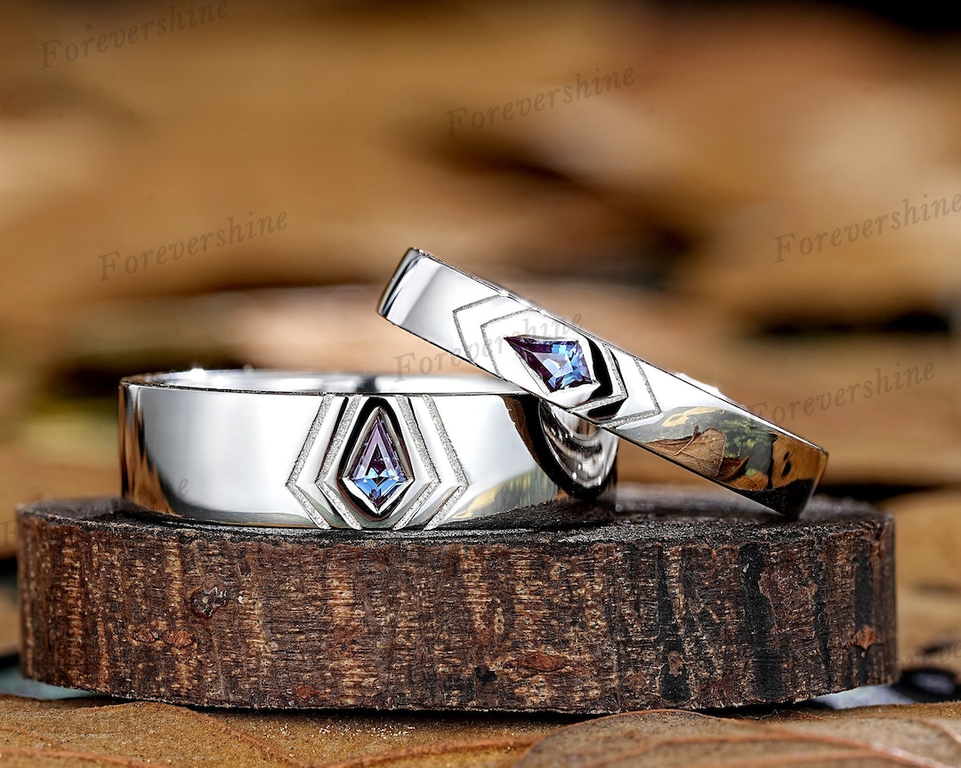 Vintage White Gold Couple Ring Set, Kite Cut Alexandrite Engagement ...