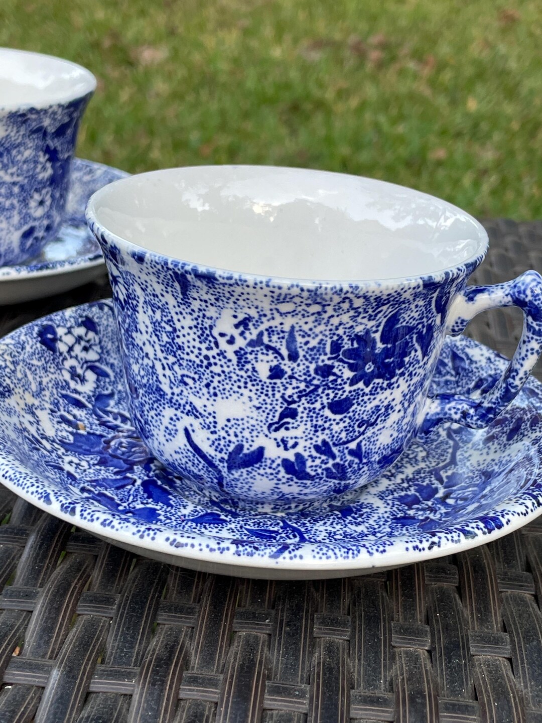 Laura Ashley Chintsware Tea Cups and Saucers - Etsy