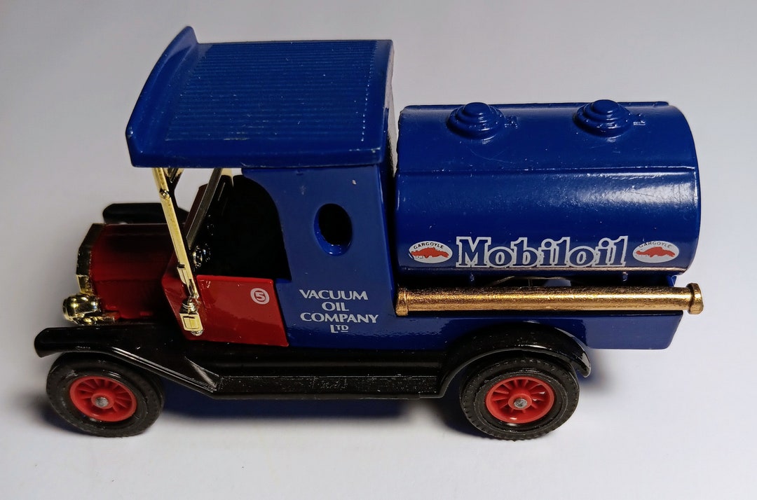 Matchbox Yesteryear 1912 Model T Ford Tanker Truck Mobil Oil 1978 - Etsy