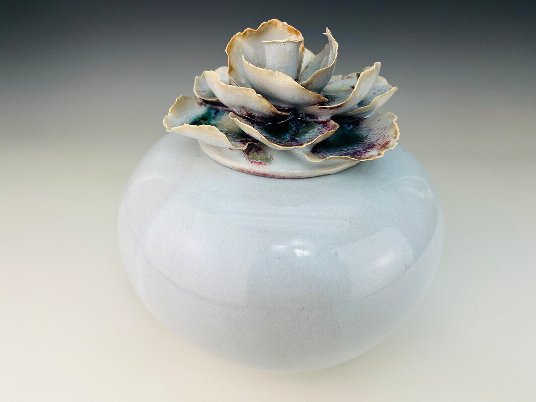 Large Urn in Opal With Flower Lid in Green and Purple - Etsy