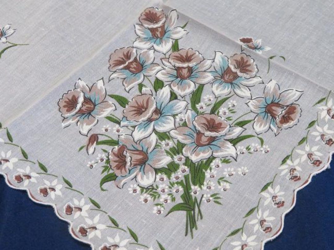 Vintage Ecru Hanky With Tan and Teal Daffodils Tiny White Daisies ...