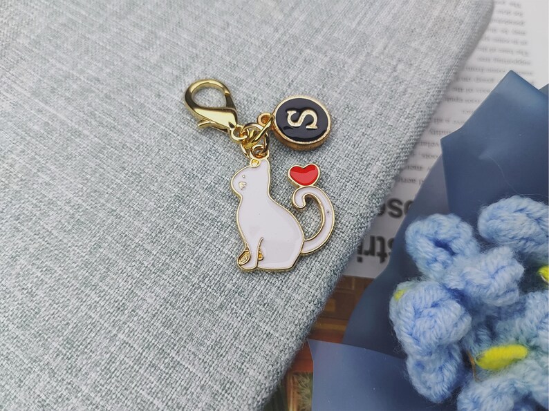 Custom Initials Couple Black and White Cat Keyring Set Gift, Couple Cat ...