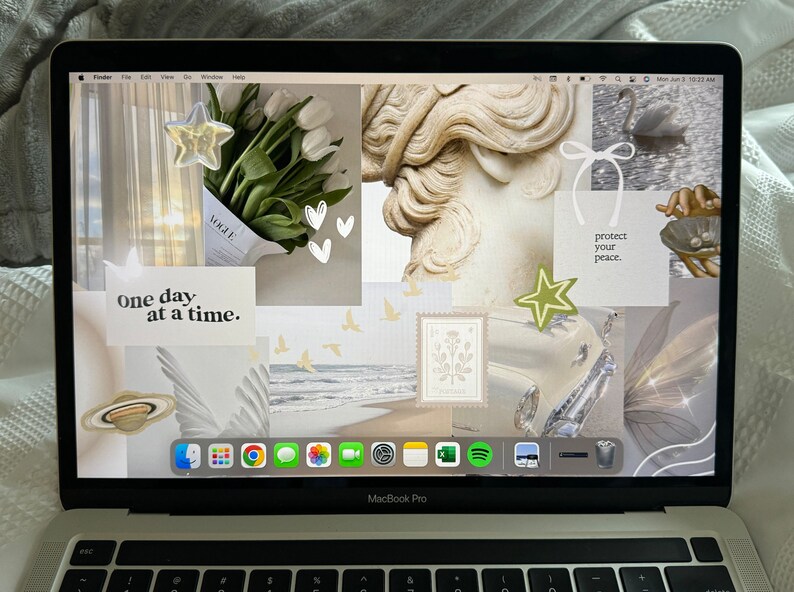Clean N' Classic Laptop & Desktop Wallpaper - Etsy