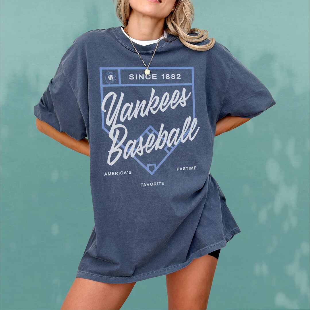 Vintage Yankees Baseball T-shirt, Retro Style Baseball Fan Graphic Tee ...