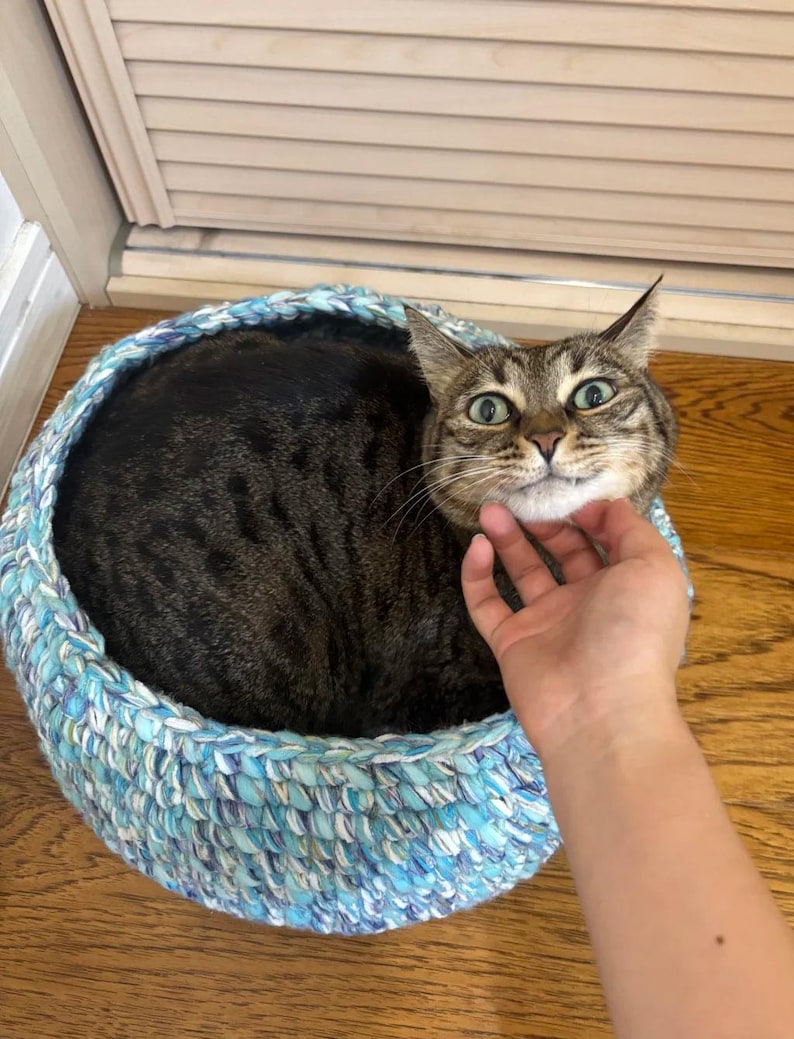 Crochet Pattern Cat Bed, Easy Pet Toy Pattern for Beginners, Kitty ...