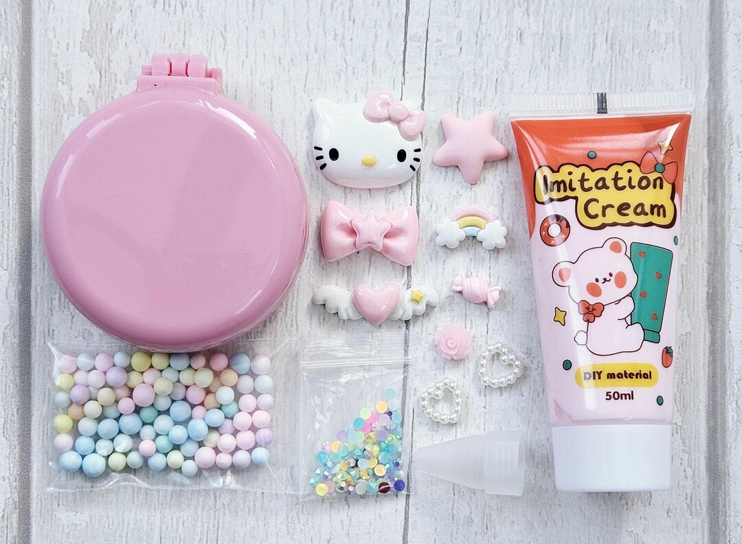 Kawaii Crafts Limited Edition DIY Pink Hello Kitty Compact Mirror and ...