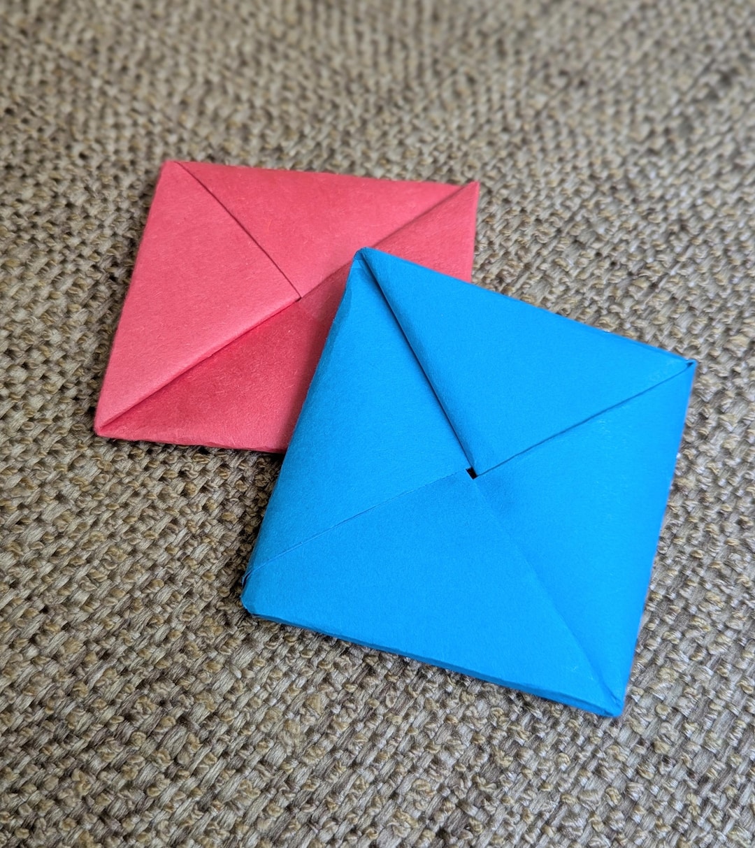Handmade Ddakji Game Set: Korean Paper Flip Toy, Gift Box Included - Etsy
