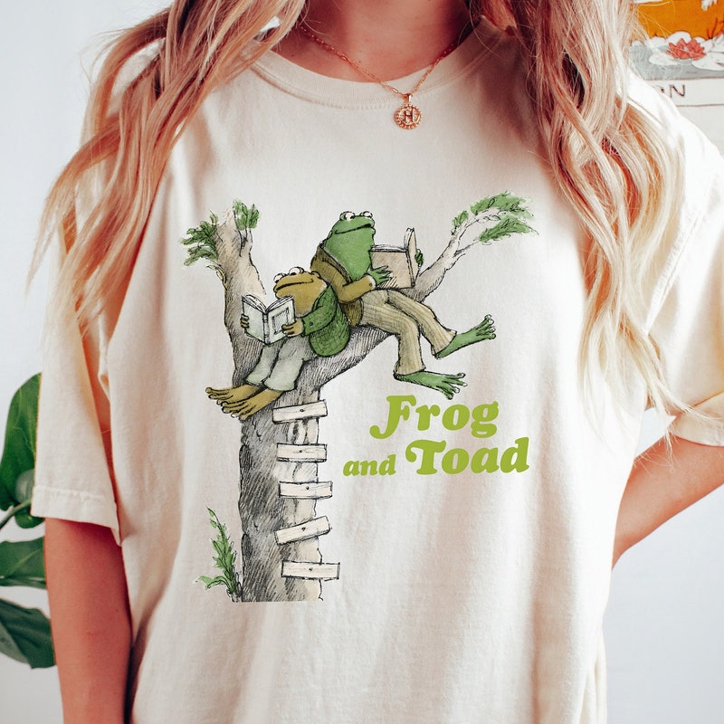 Frog and Toad Shirt - Etsy