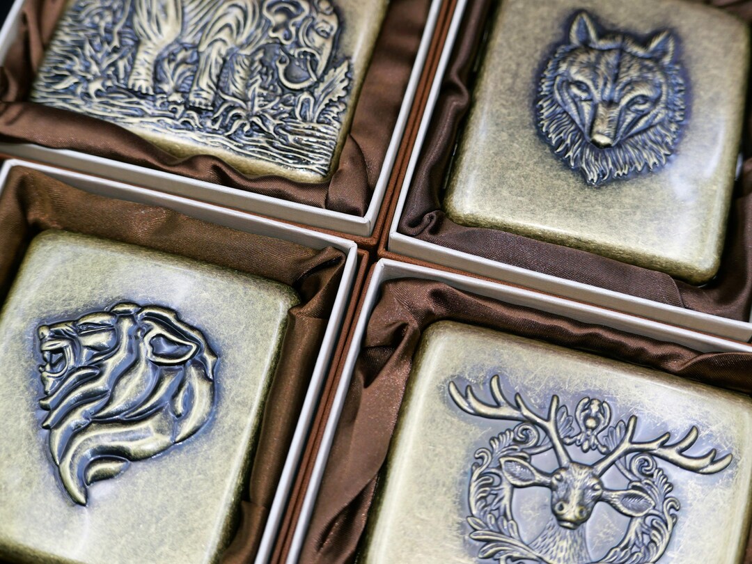 Embossed Animals Cigarette Case for 20 Regular/king Size Cigarettes ...