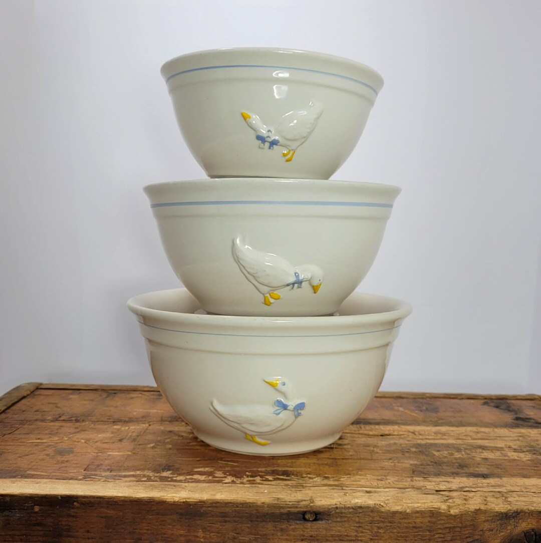 3 Mccoy Pottery Geese Stacking / Nesting Bowls Cream Color With Blue ...