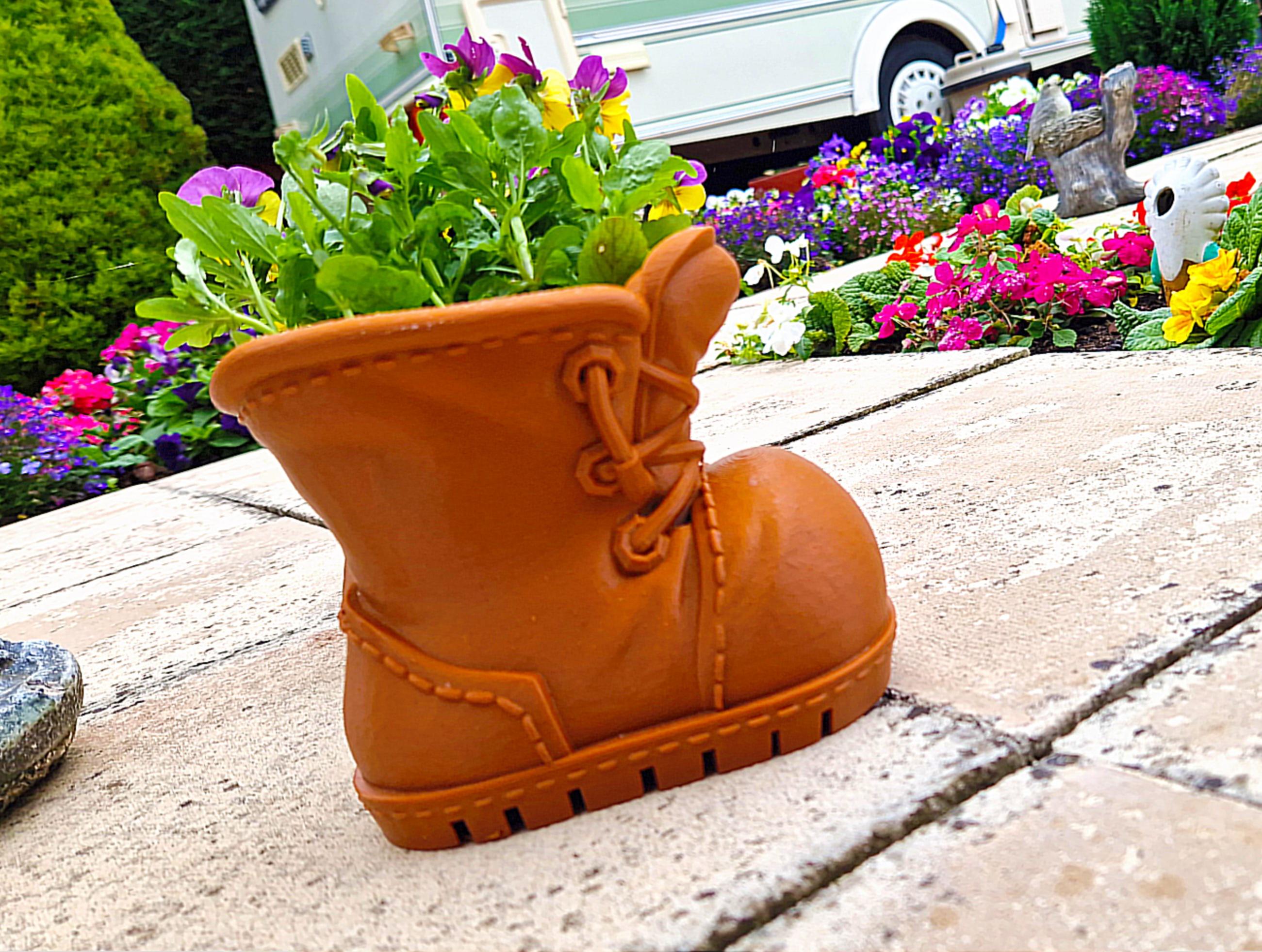 Boot Planter - Garden Decor - Wall-e Inspired - Flower Pot - Gift ...