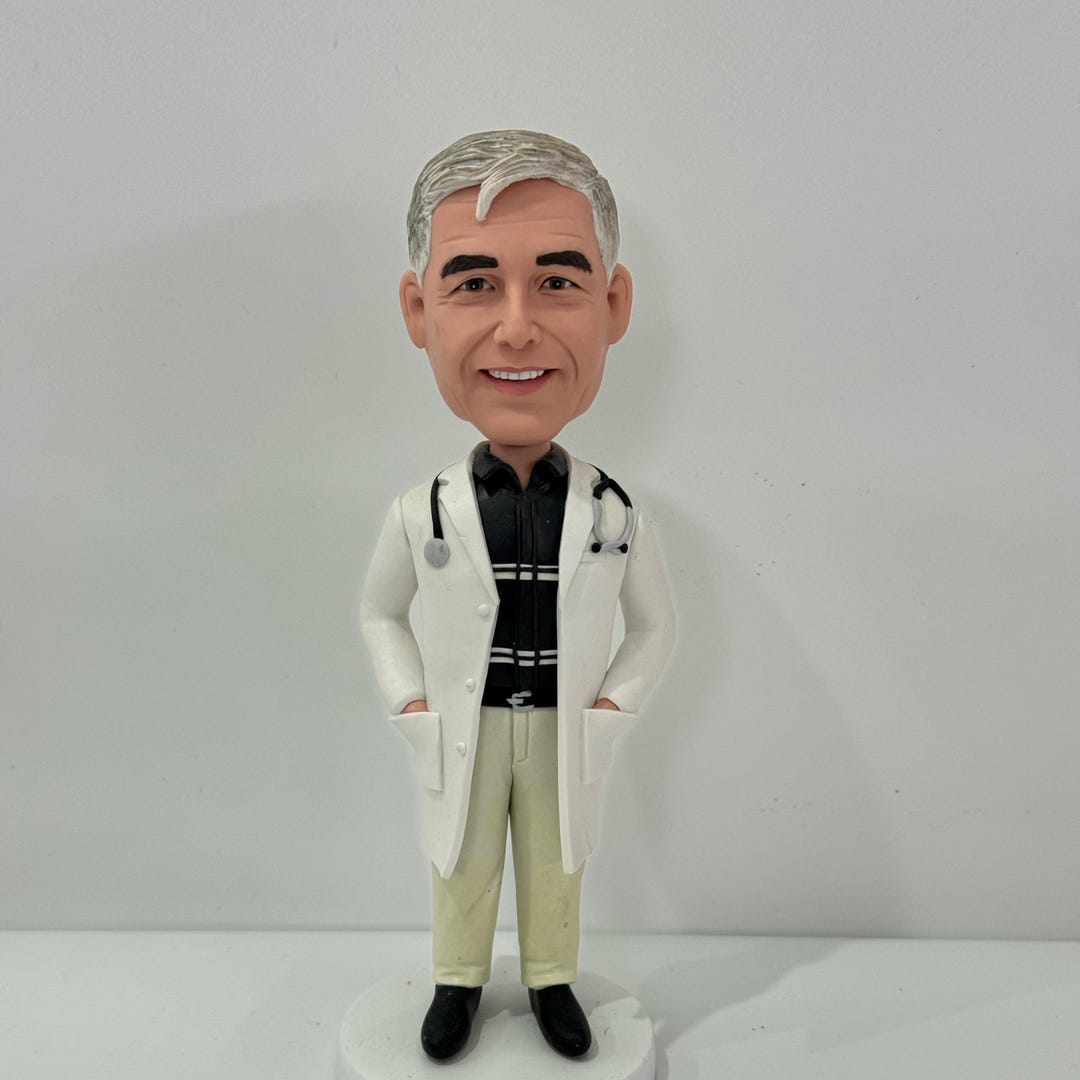 Personalized Doctor Bobbleheads, Custom Medical Doctor Bobblehead ...