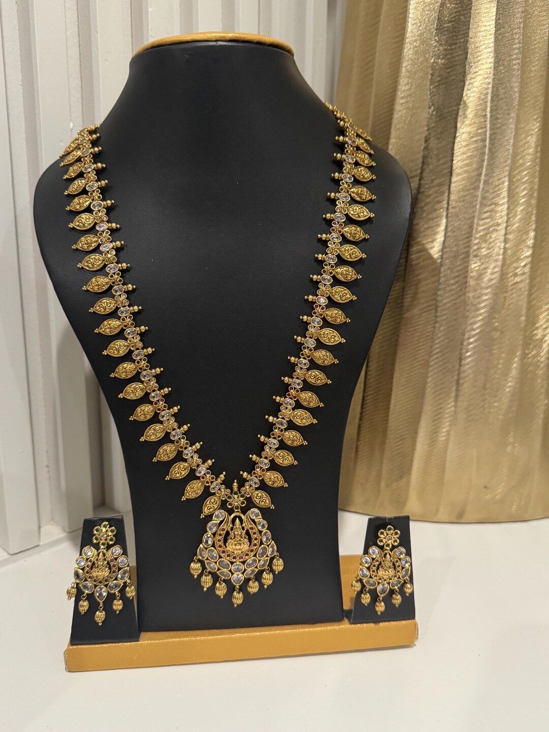 Traditional Haram Set - Etsy