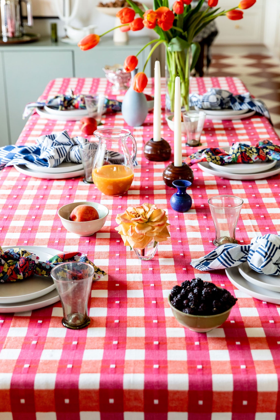 Woven Gingham Tablecloth in Cherry Red - Premium Cloth With Quilt Point ...