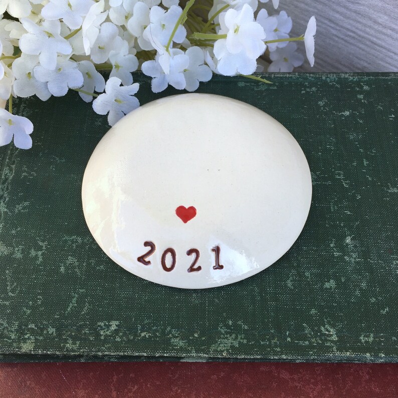 Pet Memorial Pet Remembrance Dish Paw Print Personalized - Etsy