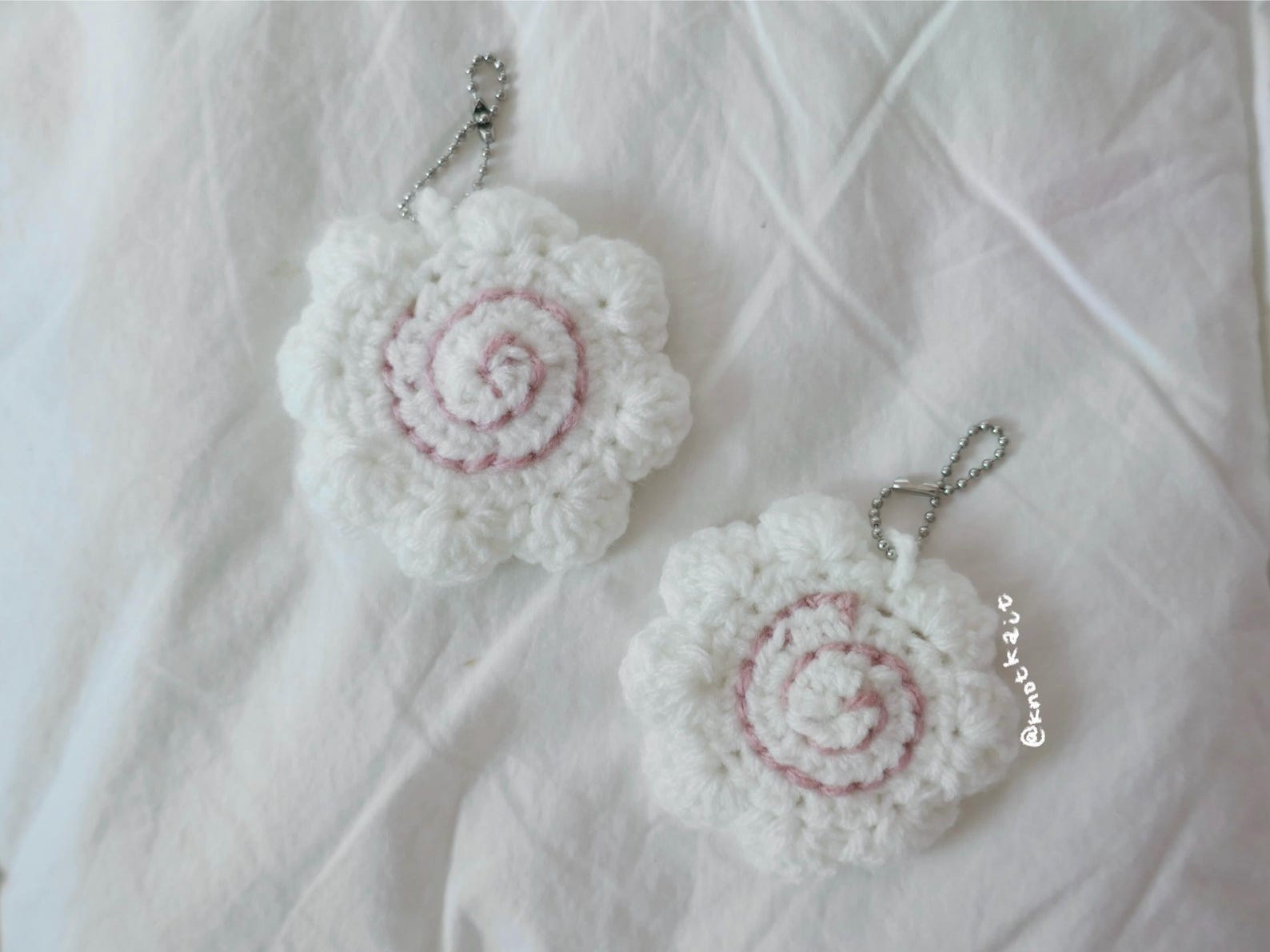 Crochet Fishcake Narutomaki Keychain Charm Cute Adorable Pink Swirl ...