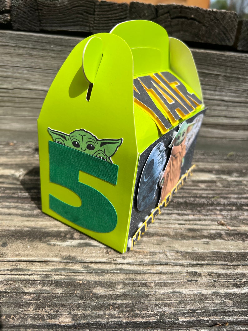 Baby Yoda Treat Box/ Baby Yoda Theme Party/ Baby Yoda Candy Bag/ Star ...