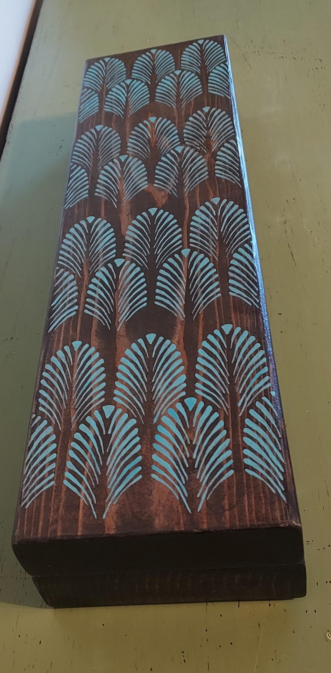 Pine Wood Riser. Fern / Palm Plant Pattern. Handmade. Hand-painted. 20l ...