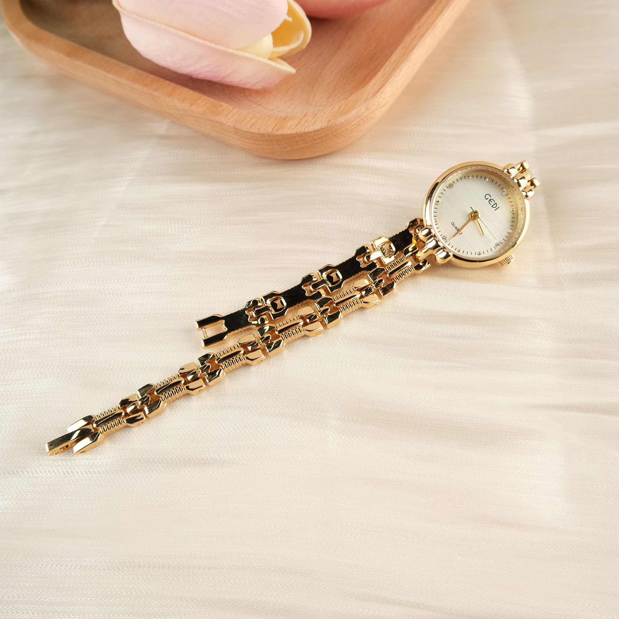 Vintage Women Watch, Ladies Wrist Watch, Gift for Her, Vintage Watch ...