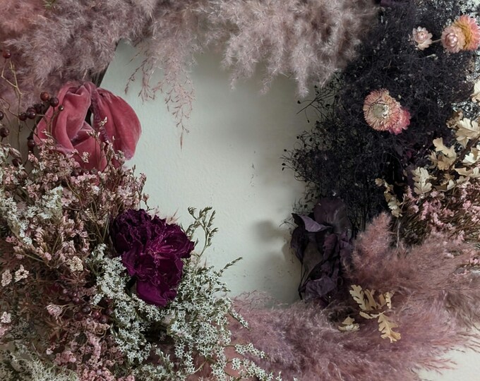 Gothic Rosehip Wreath, Moody Witchy Decor, for Lovers of Folklore and ...