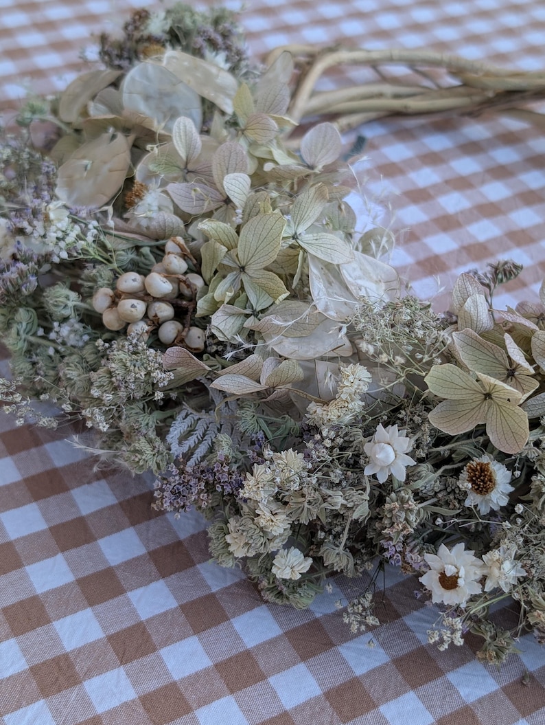 12 Inch Dried Flower Wreath With Preserved Hydrangea and Lunaria - Etsy