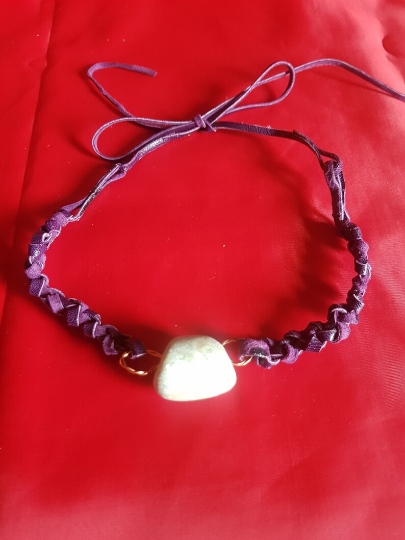 Celtic Knot Hagstone Protection Collar - Etsy