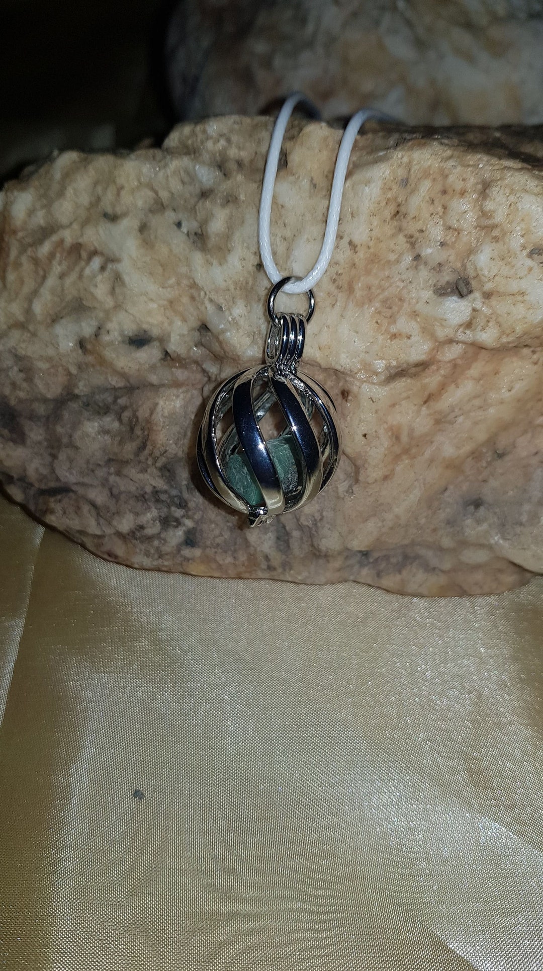 Emerald- Emotional & Mental Harmony Amulet - Etsy