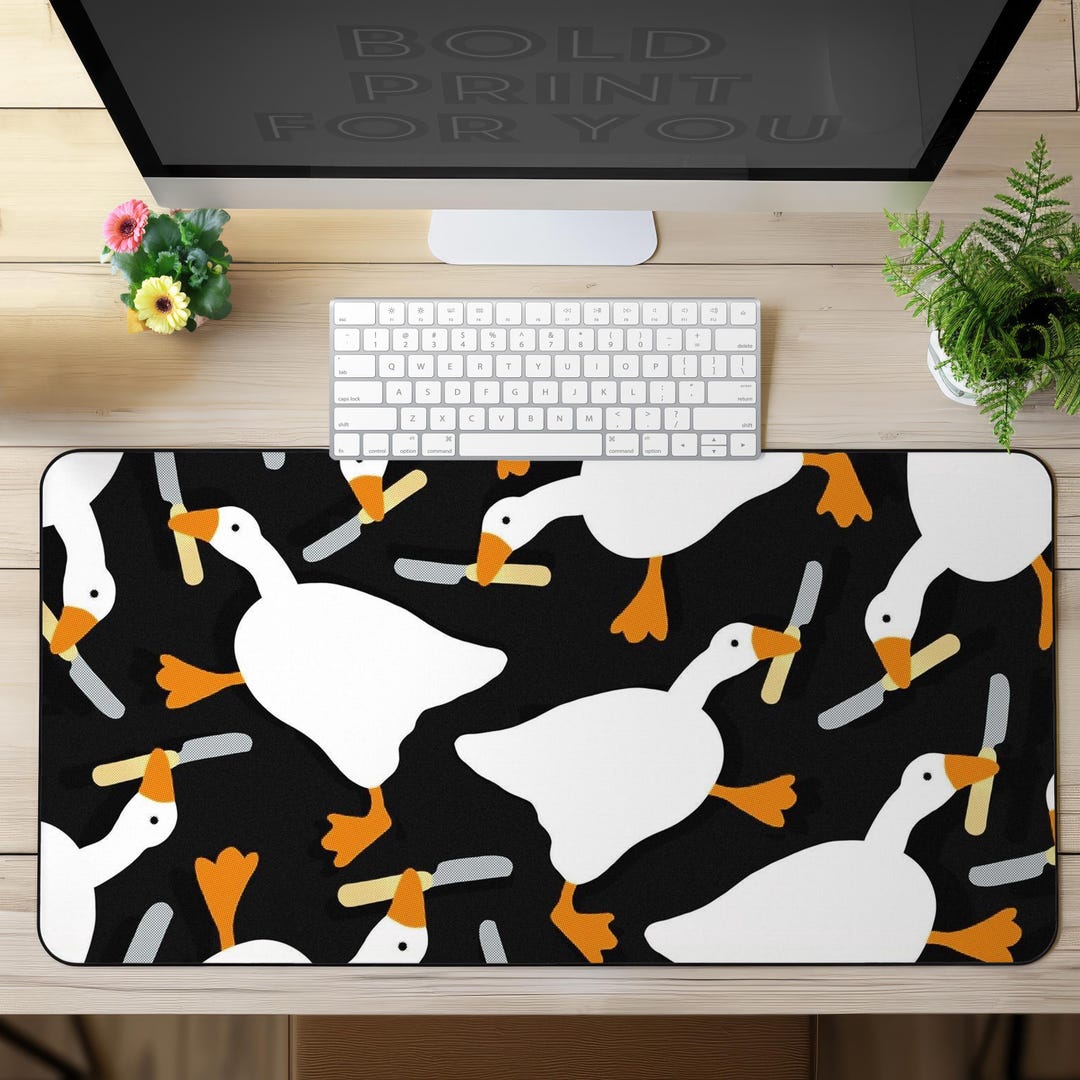 Desk Mat Goose With a Knife, Fanny Gaming Mouse Mat, Keyboard Laptop ...