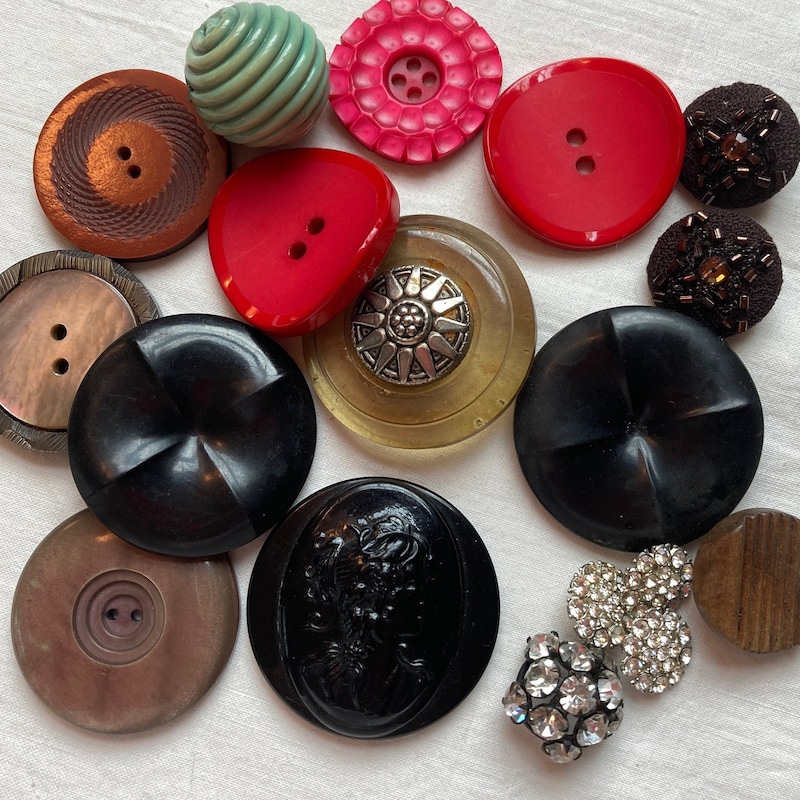 Art Deco Button - Etsy