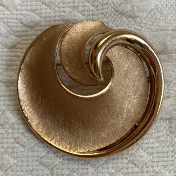 Trifari Brooch - Etsy