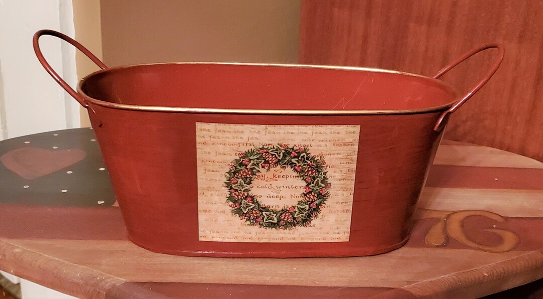 Red Christmas Wreath Bucket Decorative Holiday Oval Tin - Etsy