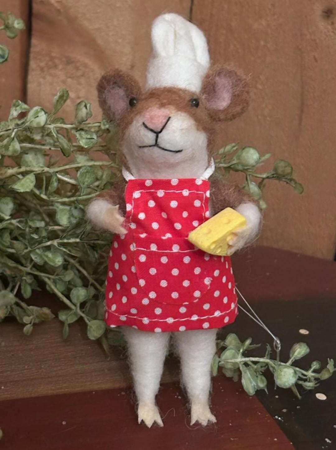 Cute Needle Felted Chef Mouse - Chef Hat, Apron, Cheese, Felt Ornament ...
