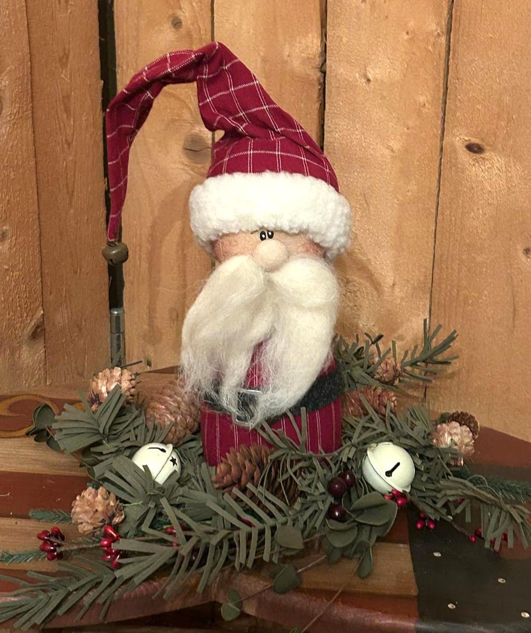 Primitive Country Santa on Wood Slice - Rustic Winter Christmas Decor ...