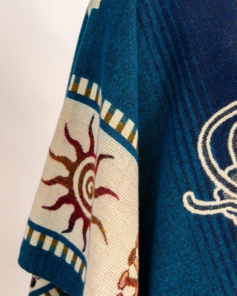 Wool & Alpaca Traditional Aya Huma Poncho - Etsy