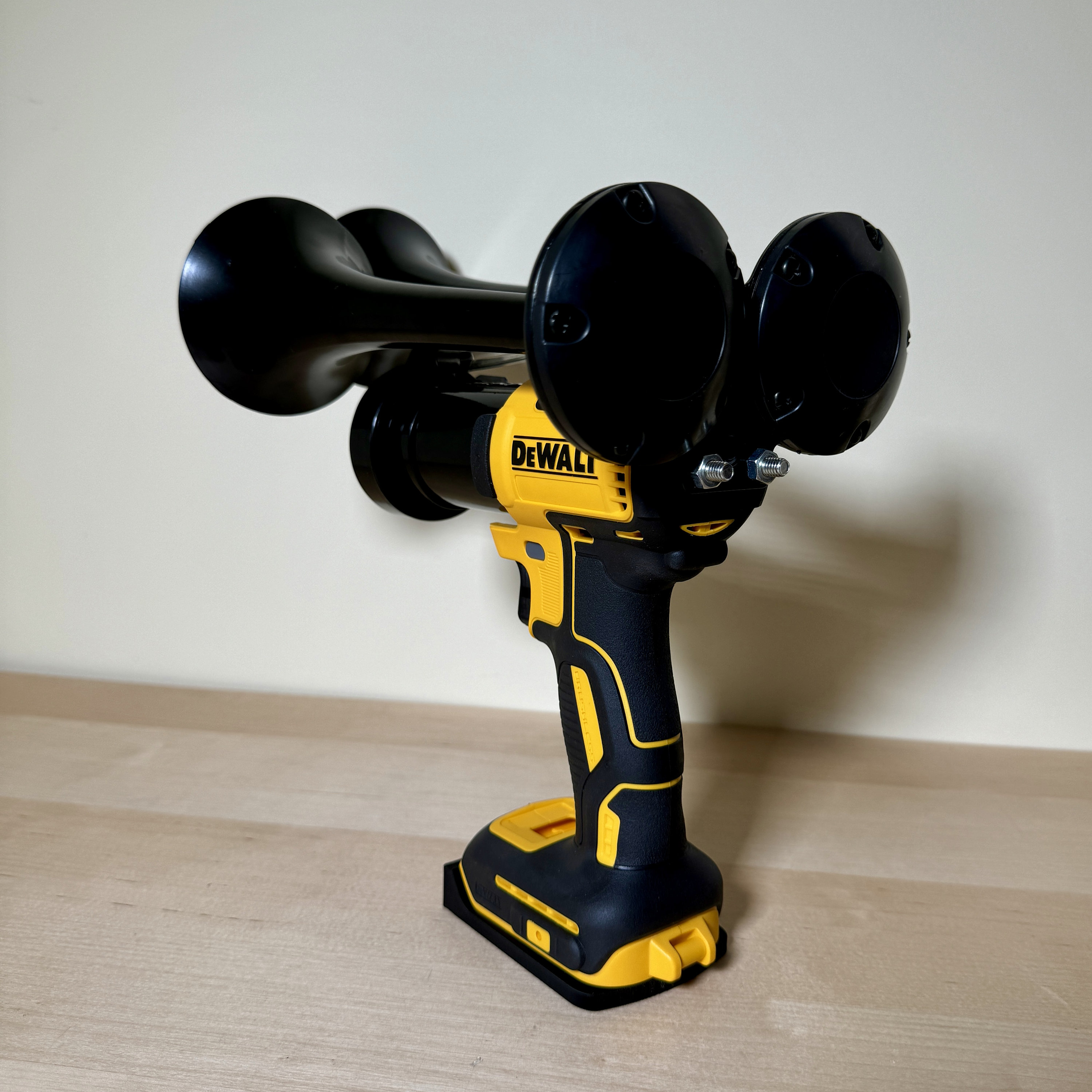 Dewalt Impact Drill Train Horn 20v - Double Trumpet - Compressor Driven ...