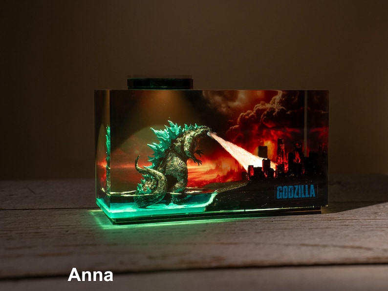 Handmade Godzilla Resin Lamp – Cinematic Movie Scene Night Light - Etsy