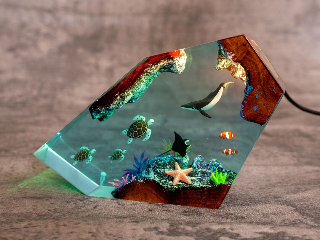 Humpback Whale & Sea Turtle Epoxy Resin Lamp: Ocean Night Light - Etsy