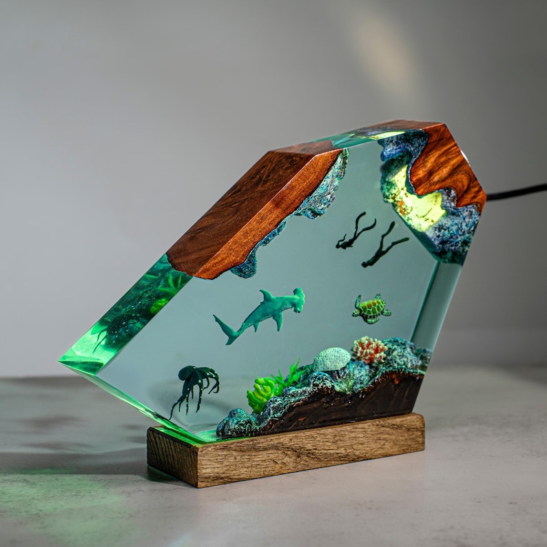 Hammerhead Shark Resin Lamp: Ocean Diorama With Octopus, Turtle ...