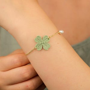 Micro Crochet Four-leaf Clover Bracelet, 14K Gold Plated Chain - Etsy