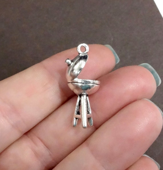 4 Charms Barbecue BBQ Bar-b-q Grill Charms Pendants 3D - Etsy