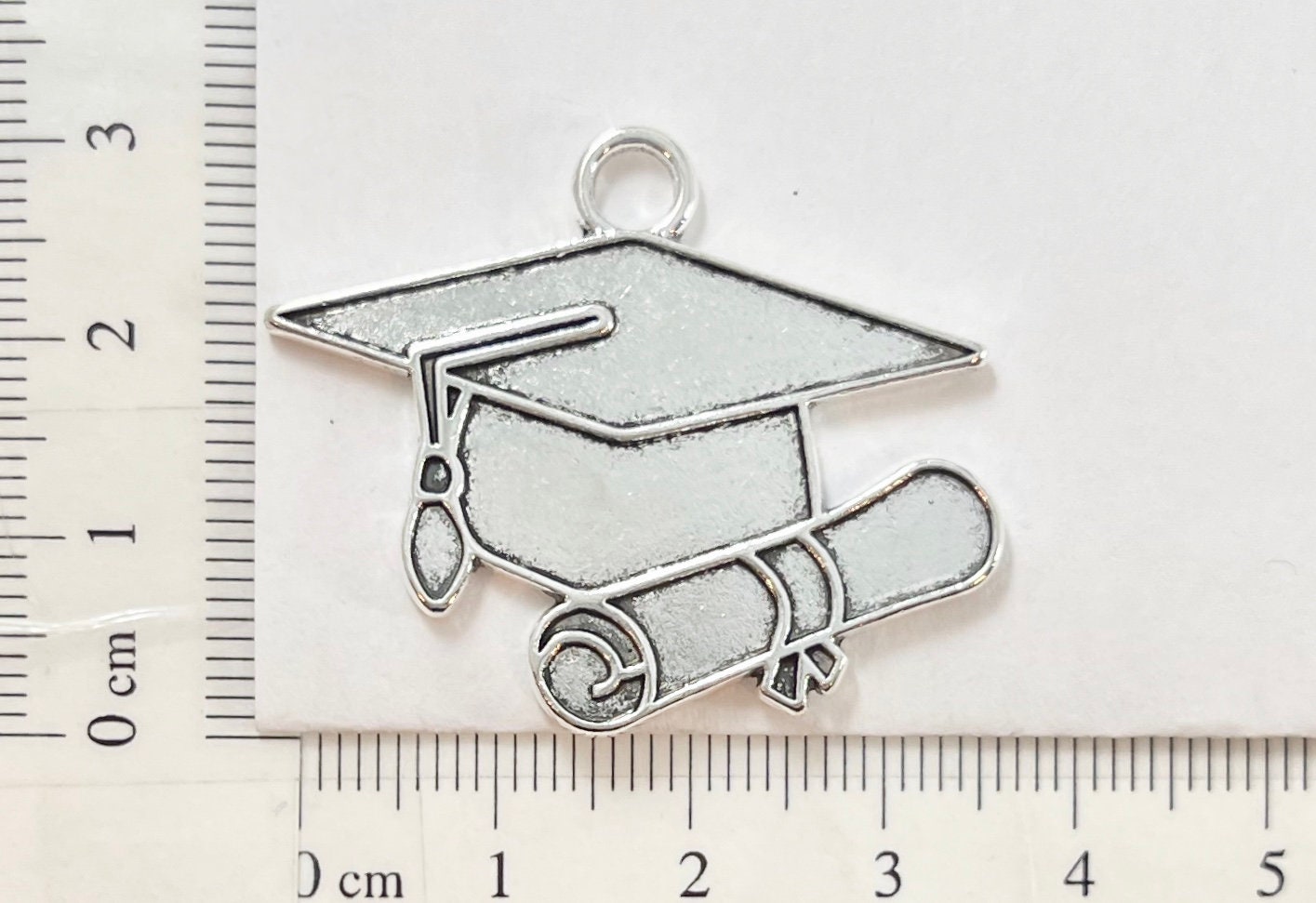 10 GRADUATE Diploma Cap Graduation Charm Pendant | Etsy