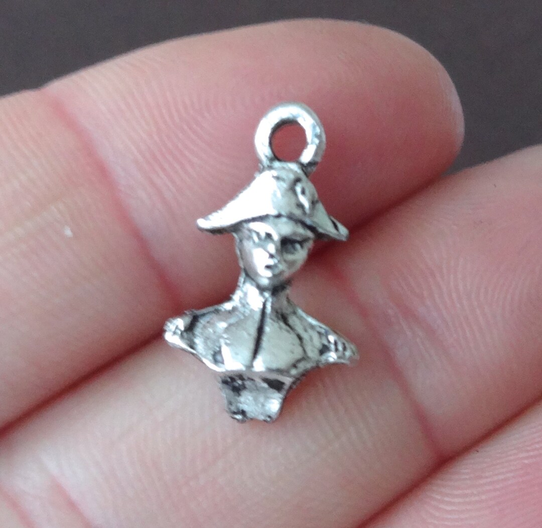 10 Charms, Military General, Officer, Bust Charm 11x18mm - Etsy