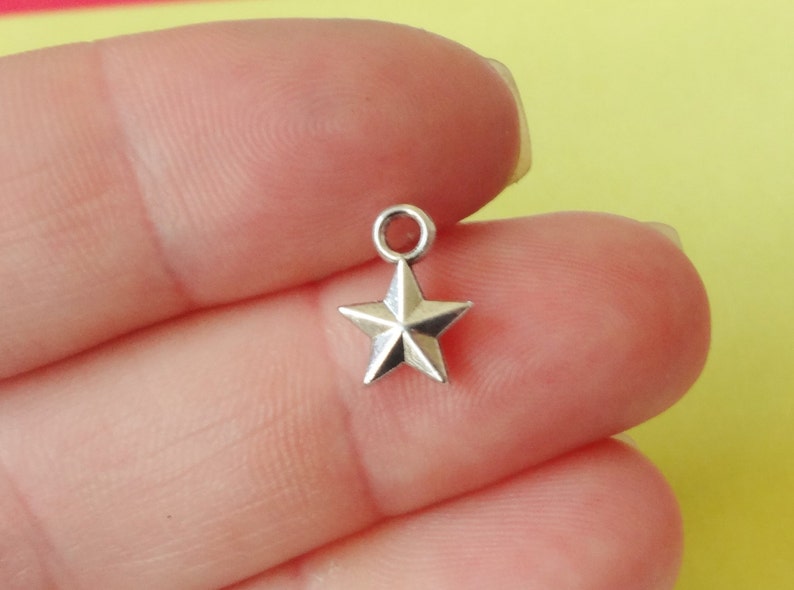 25 Charms Star Charm 3D 11x8x3mm Hole 2mm Item:b22 | Etsy
