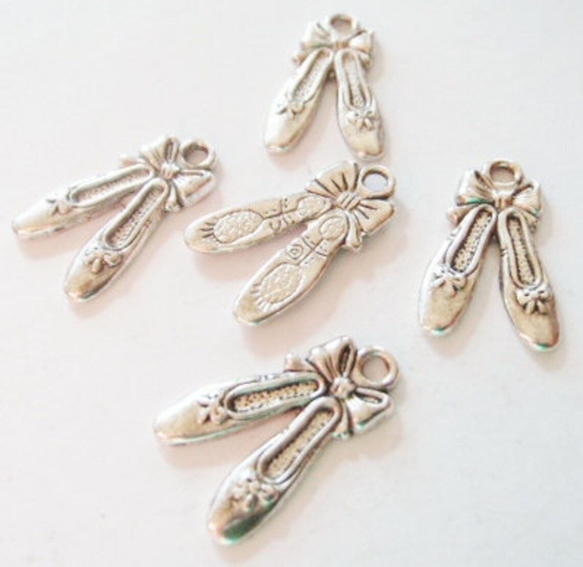 10 Ballet Slipper Charms double Sided 21x13mm ITEM:K4 - Etsy