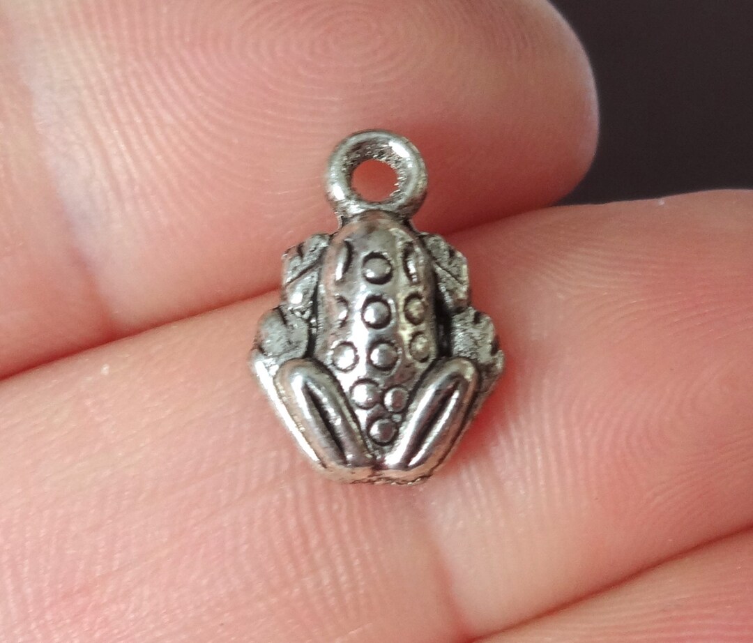 10 Frog Charms 9.5x13.5x3.5mm ITEM:AD6 - Etsy