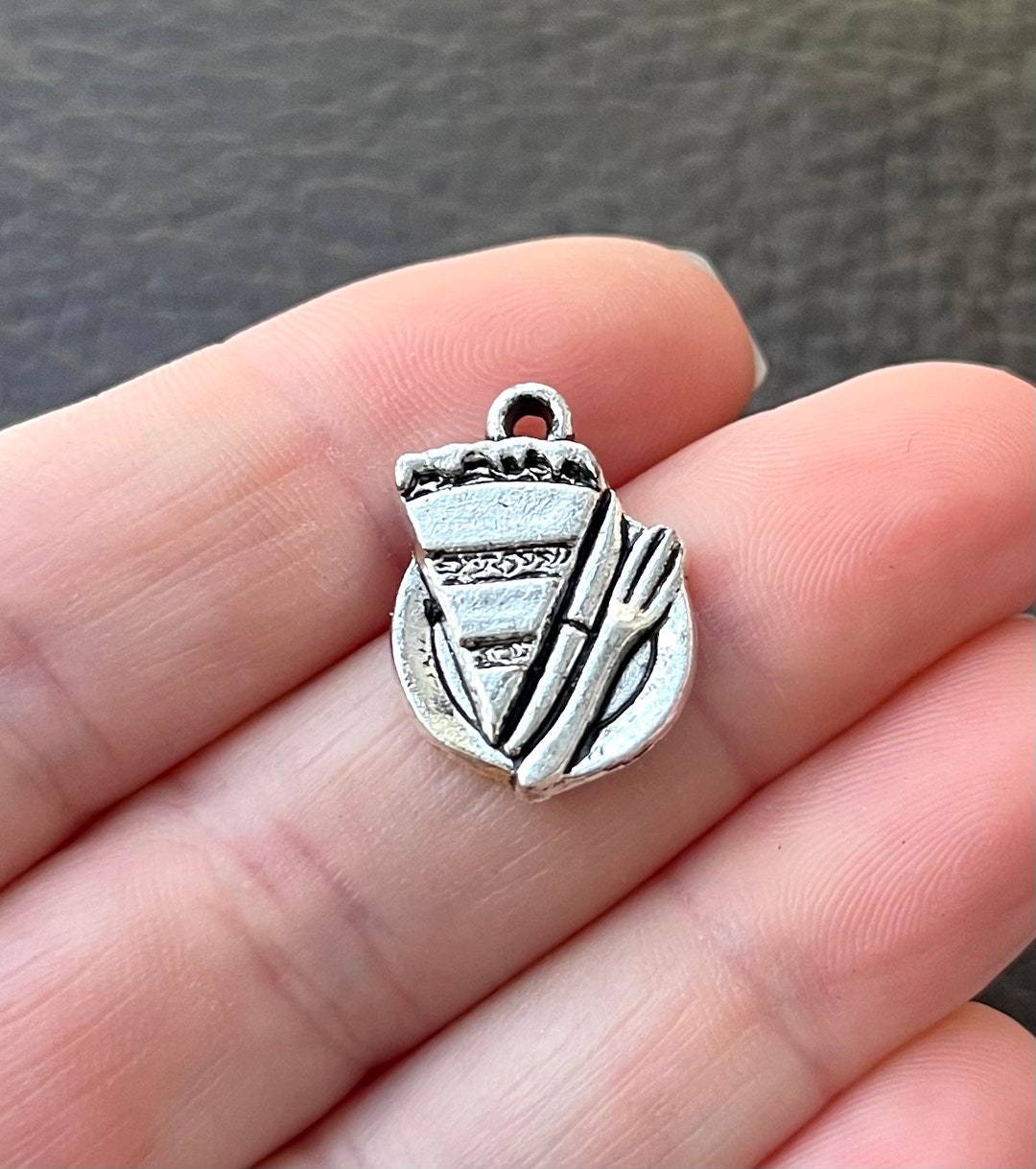 10 Charms, Pie, Pizza, Pastry, Food, Antique Silver, Charm 20x14mm ITEM ...