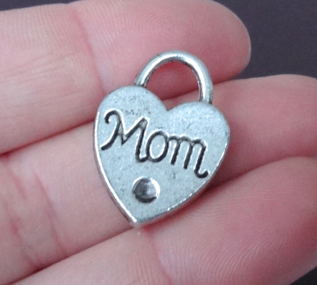 6 Charms, MOM, Lock, Charm 17x24x3mm ITEM:Q8 - Etsy