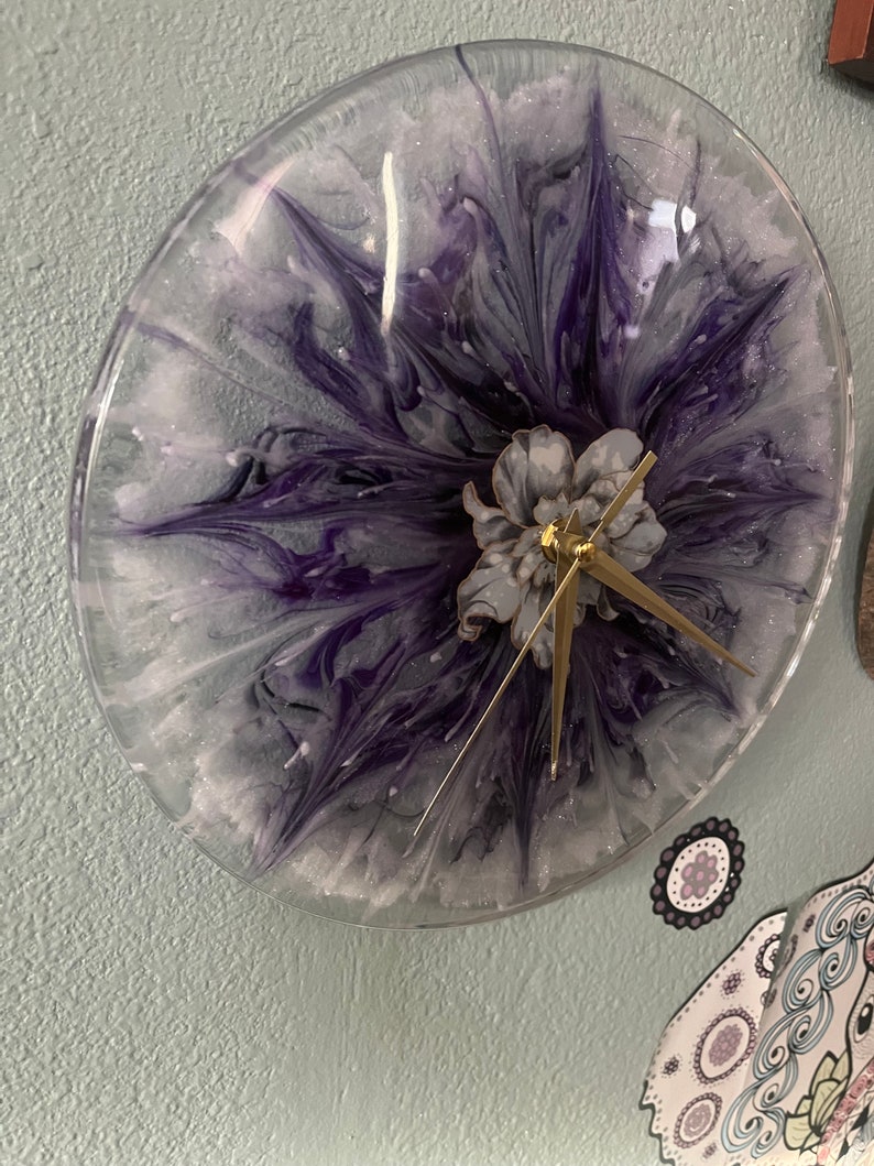 Resin 3D Flower Shaped Clock - Etsy